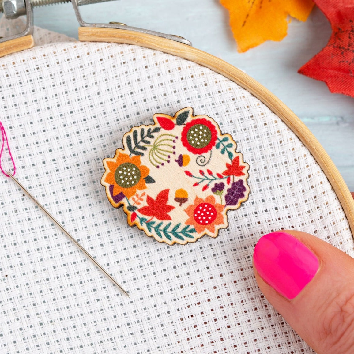 Autumn Leaves Magnetic Needle Minder – Hawthorn Handmade