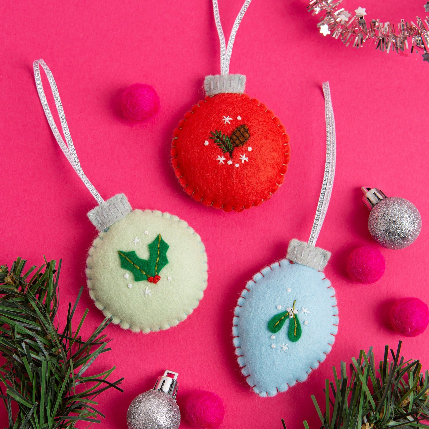 Christmas Baubles Felt Craft Kit – Hawthorn Handmade