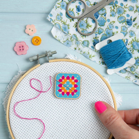 Adult Craft Kits for Beginners -Embroidery, Needle Felting, Felt Craft ...